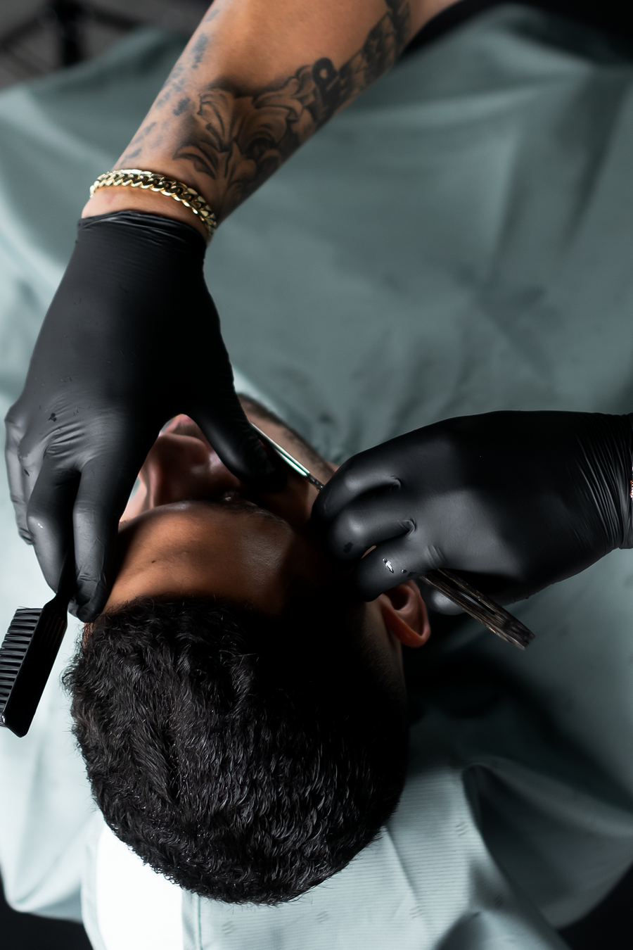 Barber Strong Black Nitrile Gloves 100 pk, Powder-Free, Barber Gloves